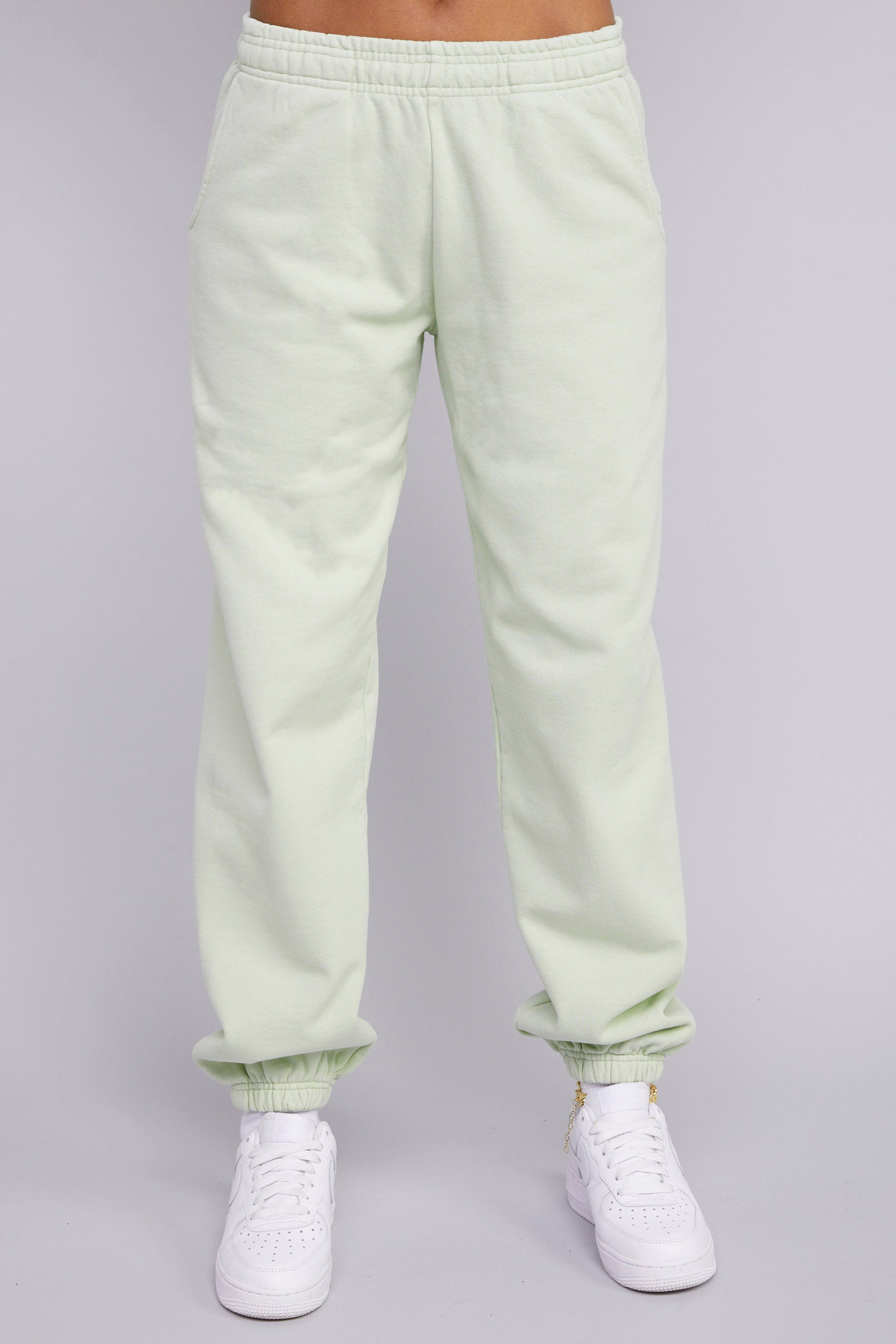 ME. Rose Sweatpants Mineral Green – Melody Ehsani